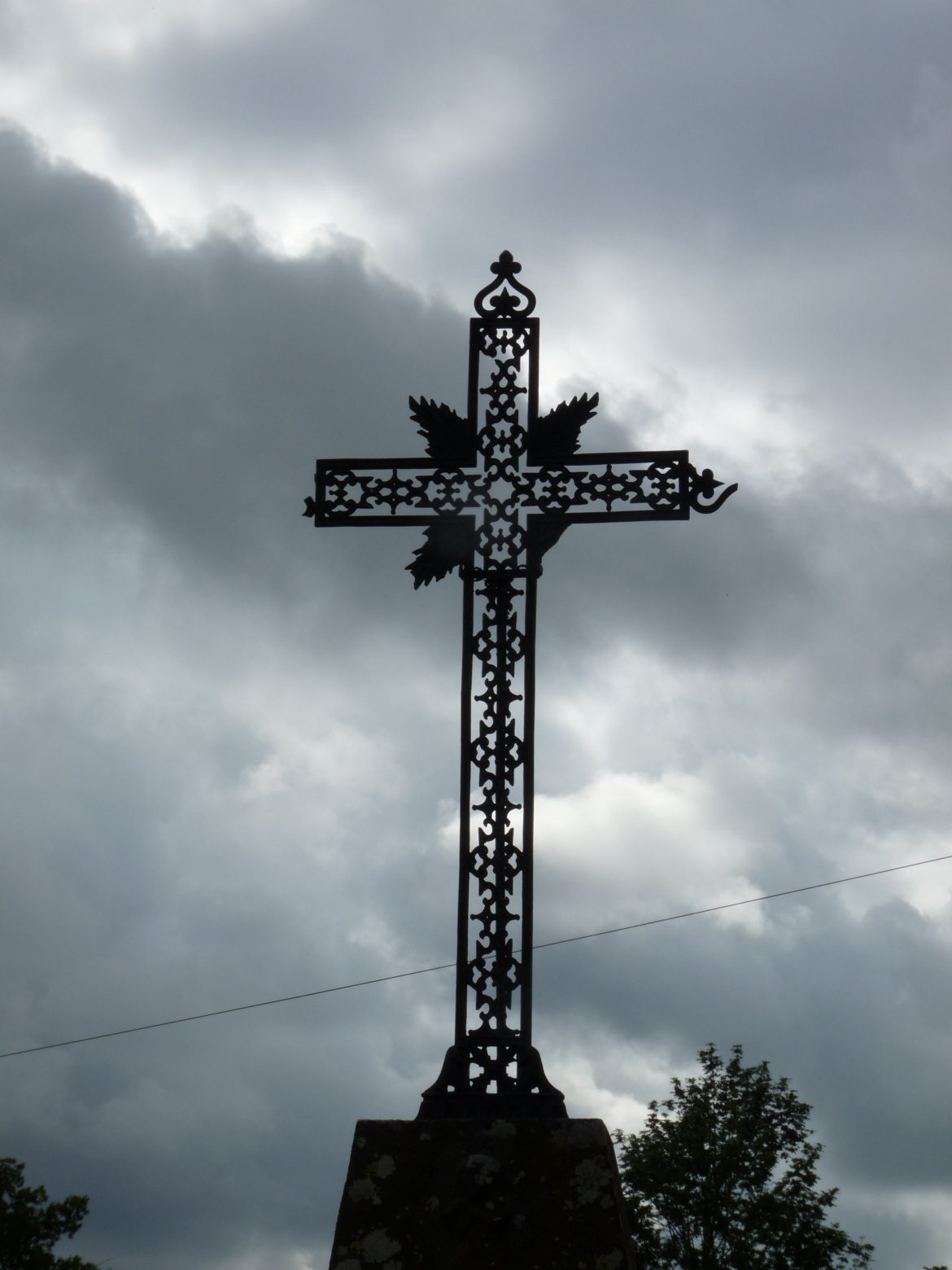 Les croix - Mairie de Châteaugay