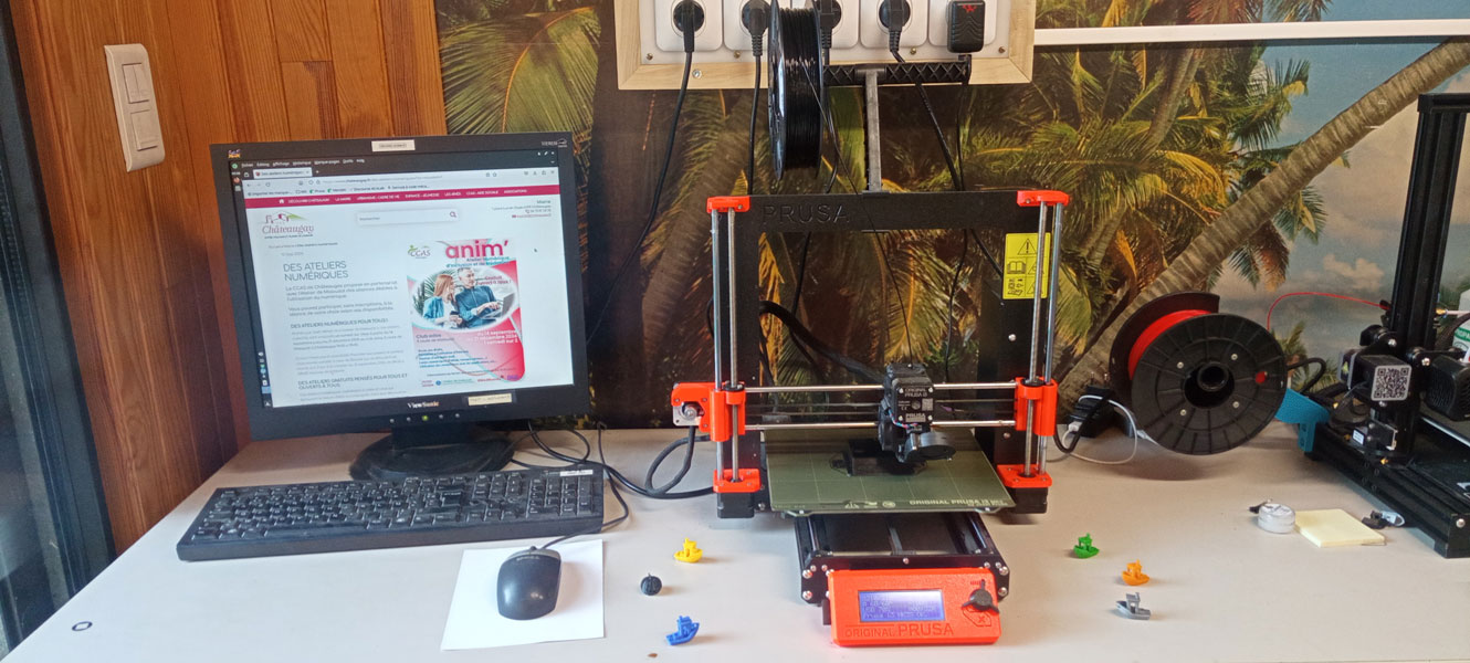 Démonstration d'impression 3D à l'atelier ANIM' - Mairie de Châteaugay